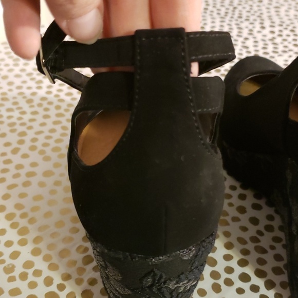 Report | Shoes | New Womens Report Black On Black Floral Wedges 9 ...